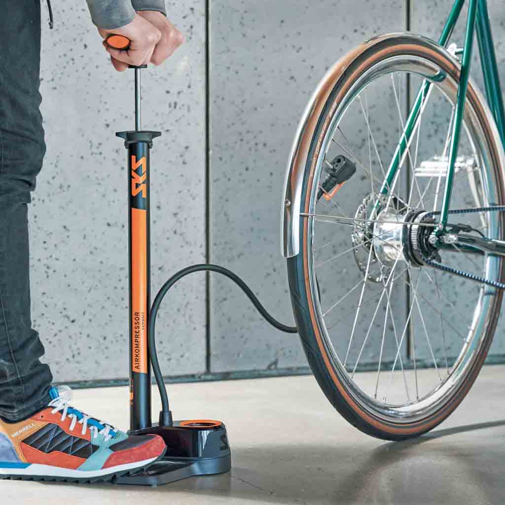 SKS Airkompressor Compact 10.0 Floor Pump | High on Bikes
