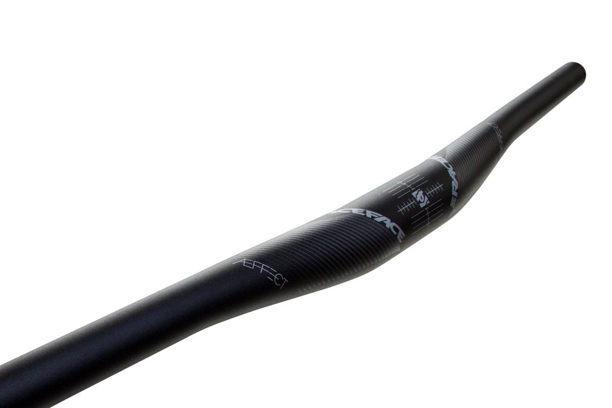 Race Face Aeffect - 35mm - Mountain Bike Riser Handlebars | High on Bikes